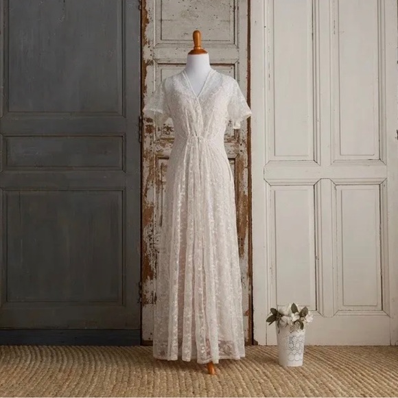 elestory | Dresses | Elestory Enchanted Lace Maxi Dress Women Xs | Poshmark